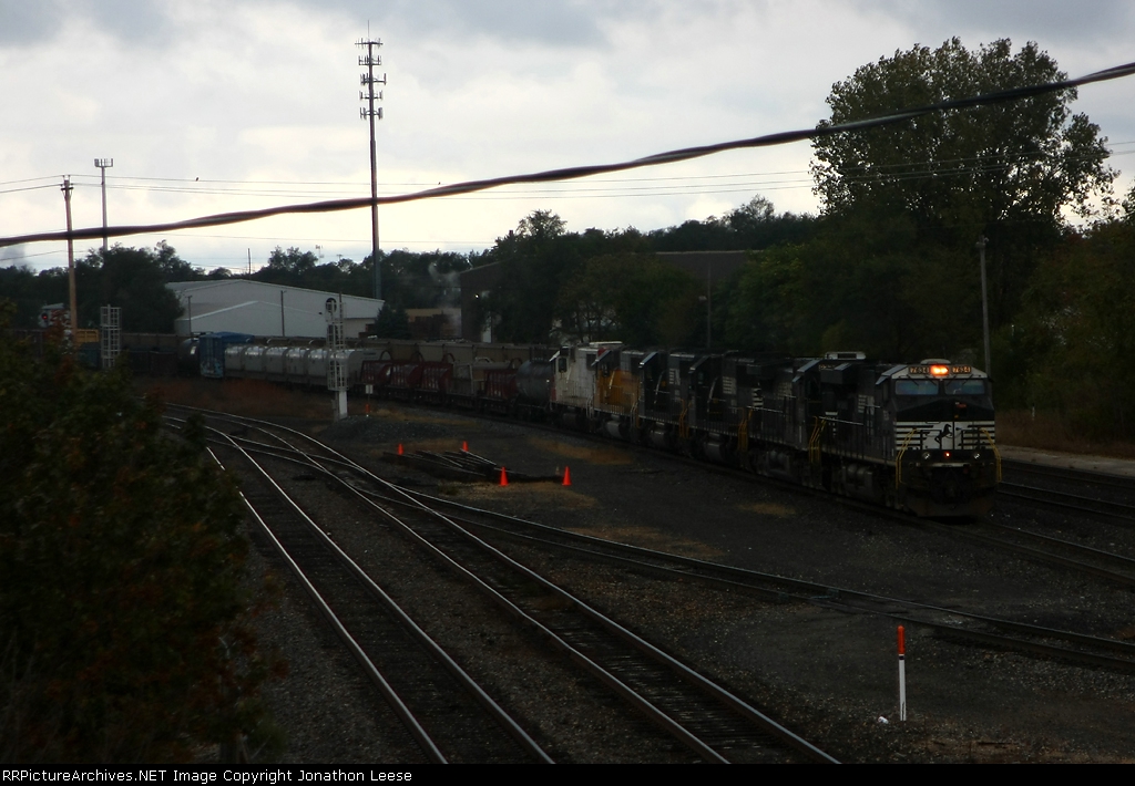 NS 7634 waits with 16N